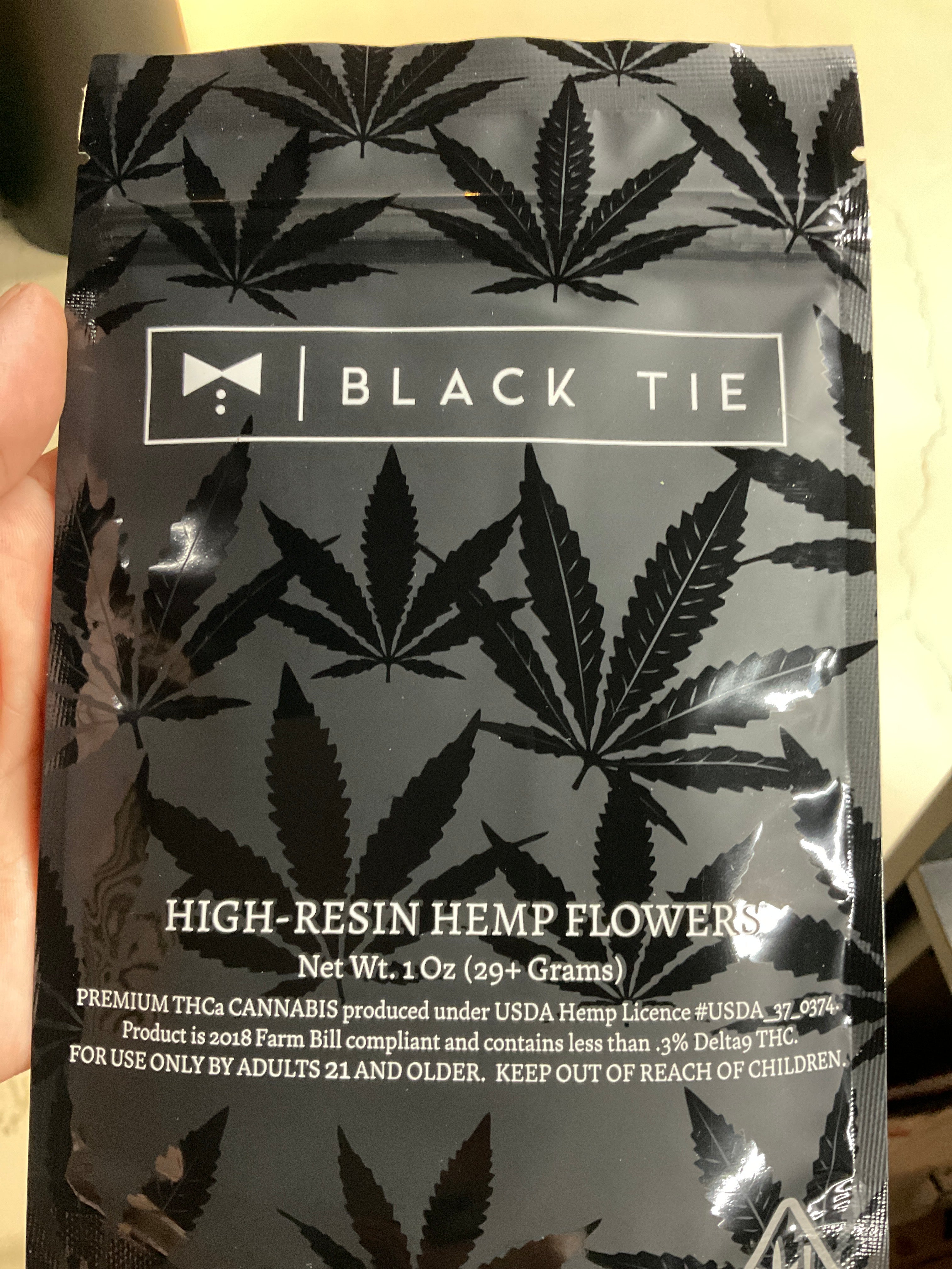 Black Tie | Gas Face 28g (1 oz) SHAKE | Exotic THCA Flower Hybrid - In ...